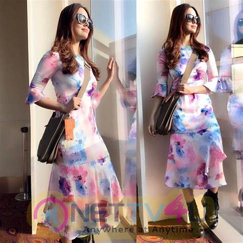 Actress Sana Khan Rare Sexy Pics 525548 Galleries And Hd Images