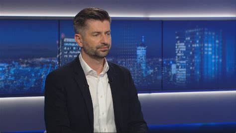 Krzysztof Śmiszek o rzezi wołyńskiej Ta historia nie jest czarno biała
