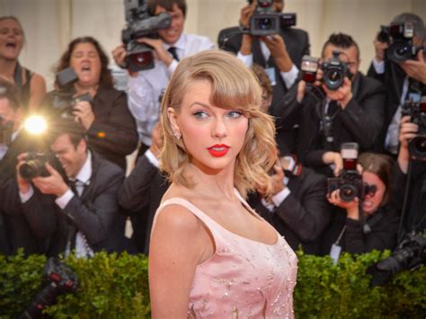 Taylor Swift ‘threatened To Sue Microsoft Over Racist Chatbot The