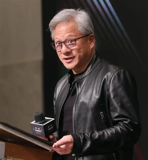 Jensen Huang Ceo De Nvidia Alerta A Los Más Jóvenes Si Fuera