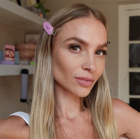 What Eyelash Extensions Are Best For Hooded Eyes Underlash