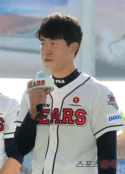 학폭 사과 받았다 두산 이승엽 “김유성 구위 통하면 1군도 가능”