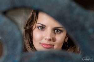 Scrawny Babe Demonstrating Sex Poses Outdoor By Green Bu XXX Dessert