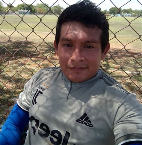 Victor Ucan Gongora Facebook