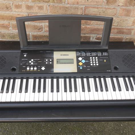 Yamaha Ypt 220 Portable Keyboard With Midi Used 2024041605