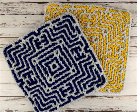 March Interlocking Square Weave Crochet
