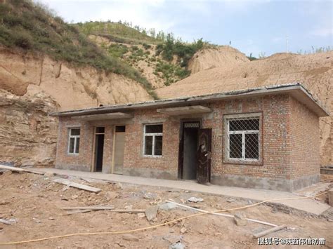 炸药库防雷接地应该怎么做？建筑物
