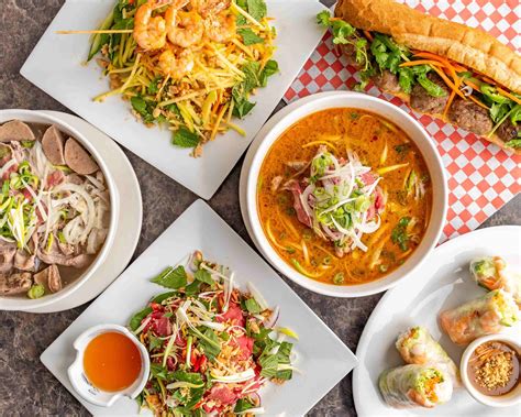 Order Pho Huydat Menu And Prices Calgary Delivery Uber Eats