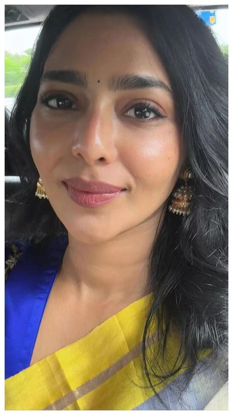 Dazzling Pics Of Aishwarya Lekshmi