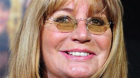 Penny Marshall Dead Stars Pay Tribute To Director Au