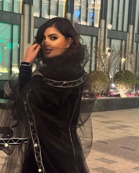 Kadi Blogger 🇸🇦♉️ ‎ديما🖤ديماالاسدي مشاهيرفناناتممثلات فساتيناكسبلورفولولايكمتابعة
