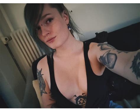 10000 Best Alt Girl Images On Pholder Prettyaltgirls Alt Fashion And Mtfashion