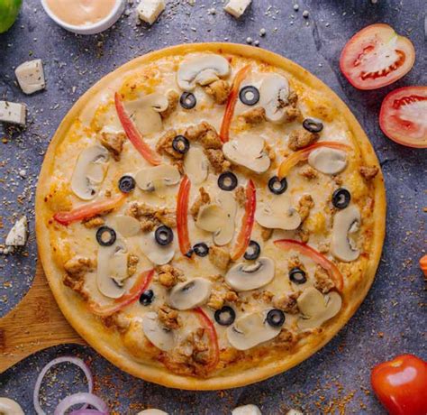 Creamy Chicken Mushroom Pizza From Pizza King Send T To Bangladesh