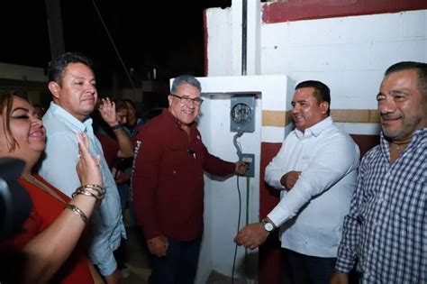 Beneficia Alcalde De Altamira Con Instalación De Luminarias Y Andadores