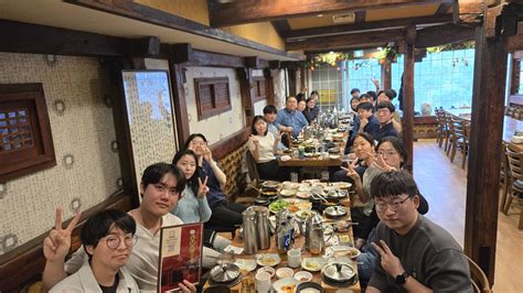 2025 스승의 날 기념 사진 회식 회식 Microbial Bioengineering Lab