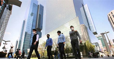사적모임 인원제한 사라진다18일부터 사회적 거리두기 해제