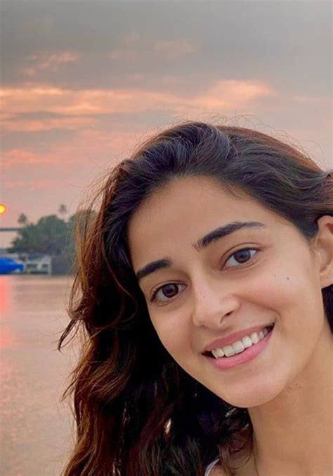 Pin By Dunkel Leben On Wmvac Ananya Pandey Beautiful Face Images