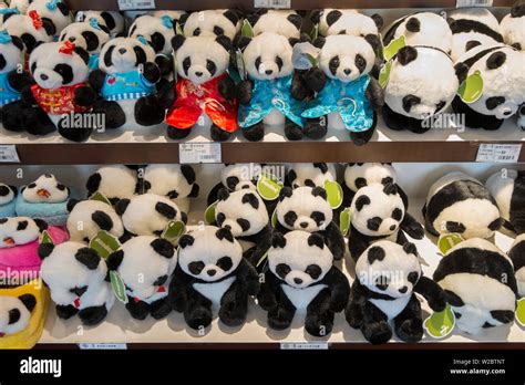 Panda souvenirs hi-res stock photography and images - Alamy