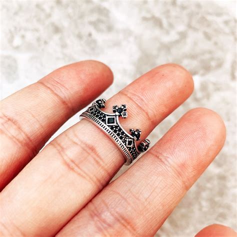 Königlicher Emo Ring Emo Kleidung