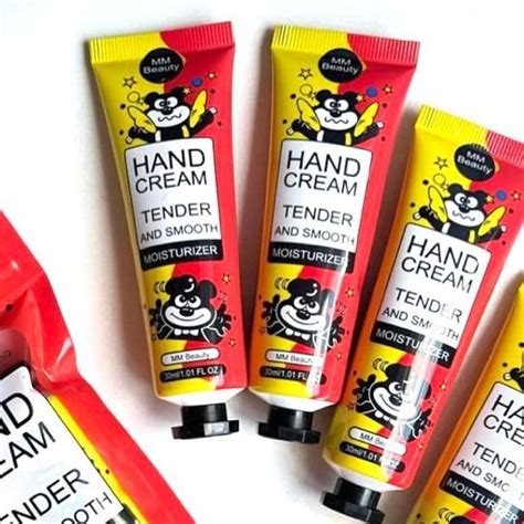 ‎فرش بیوتی آرایشی مراقبت پوستی‎ On Instagram‎ کرم فسقلی ادامس خرسی