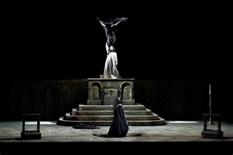 Dentro La Bottega Di Hindemith Sancta Susanna Amadeus