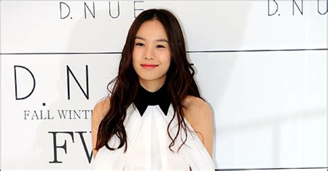 [md포토] 조윤희 세련된 미니 스커트 어때요