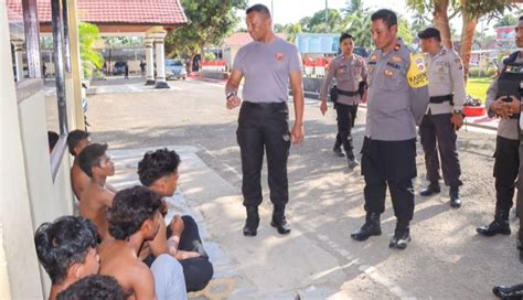 Survei Terkini PDIP Gerindra Partai Papan Atas Di Indonesia BimaNtika