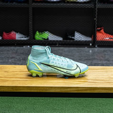 Nike Mercurial Superfly VIII Elite FG Dynamic Turq Lime Glow BOOTMEISTER Football