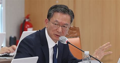 [속보] 李대통령 첫 법무장관에 친명계 좌장 정성호 지명