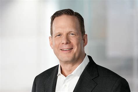 Kion Group Posiluje Cestu Ziskového Růstu Rob Smith Zůstává