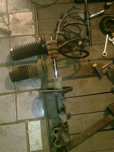 Замена пыльников на стойках — Toyota Corolla 120 1 5 л 2003 года