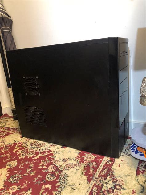 Computer Cpu Case Gigabyte Chassis Case Computers And Tech Desktops On