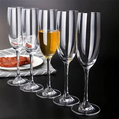 Wholesale Eco Friendly Hand Blown Coupe Champagne Glass Crystal Tulip