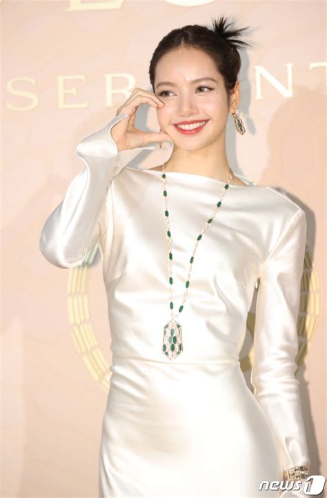 사진 블랙핑크 리사 거짓말처럼 너무 예뻐 머니s 사진 블랙핑크 리사 거짓말처럼 너무 예뻐 머니s