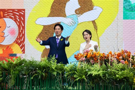 赖清德、萧美琴就职，就职演说显示对两岸事务强硬态度｜whatsnew 端傳媒 Initium Media