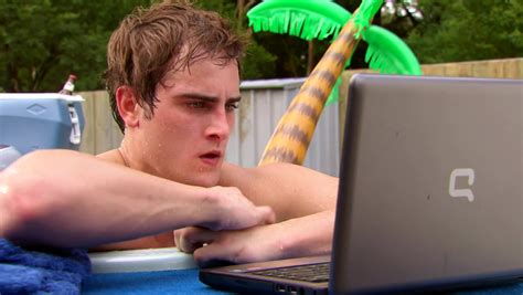 Auscaps Chris Milligan And Ben Barber Shirtless In Neighbours Episode