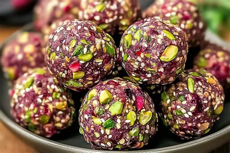 Cranberry Pistachio Energy Bites