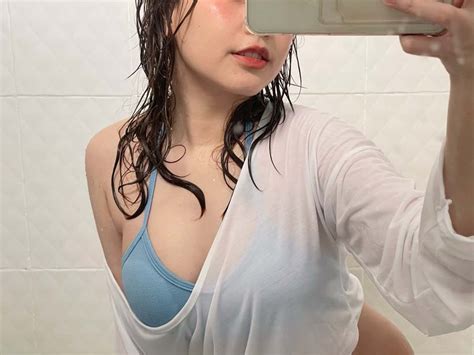 น้องไข่เน่า อดีตดาว Onlyfans ส่งภาพเซ็กซี่ขยี้ใจ ตัวเปียกปอน