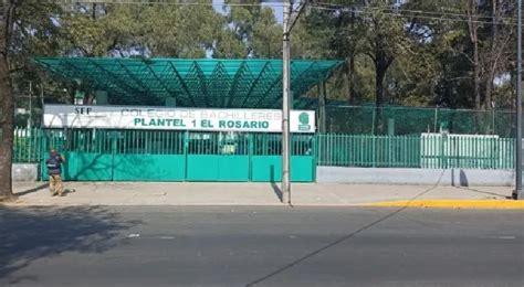Agredieron Padres A Profesora Del Colegio De Bachilleres En Cdmx