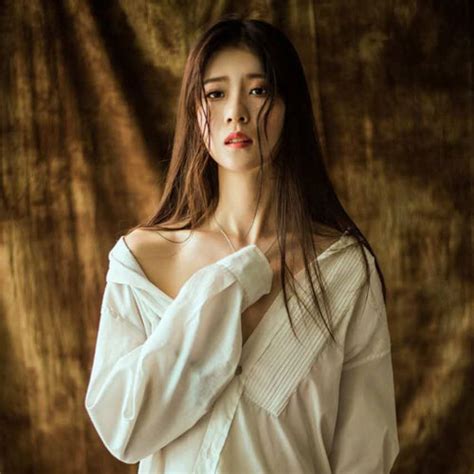 王珊珊歌手郝云王珊珊王珊珊大山谷图库