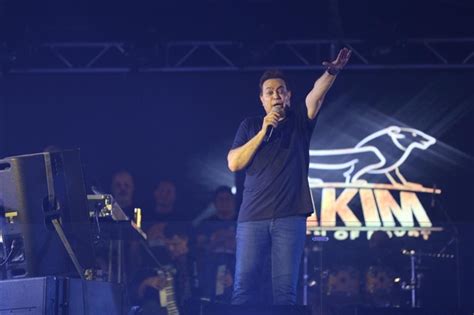 حكيم يحتفل مع جمهوره بعيد الأضحى في الساحل ألبوم في الفن