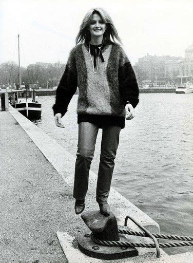 Pin By Queen Of Darkness On Bonnie Tyler Bonnie Tyler Fashion Normcore