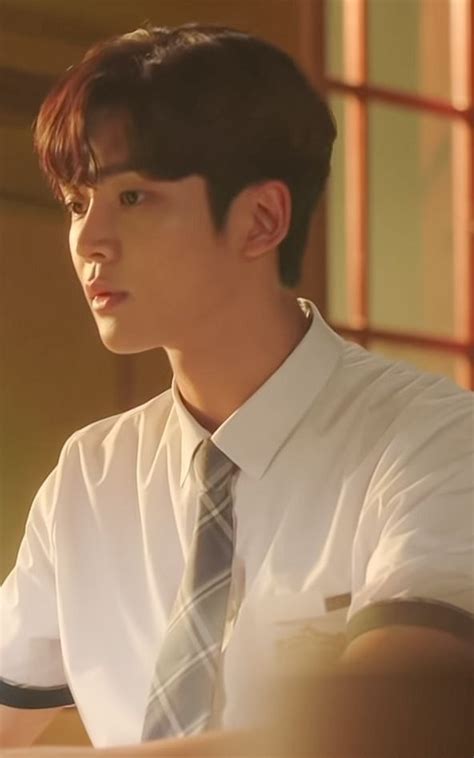 Galeri Bias Gambar Pacar Selebritas Aktor Korea