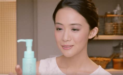 ファンケルマイクレcmの女優は誰？メイクを落とす女性の肌がツルツル！ Keep It Fun Blueleap Blog