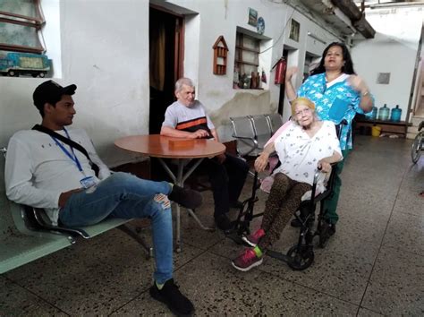 Casa De Reposo San Onofre Cuida De Ocho Abuelos Diario Avance