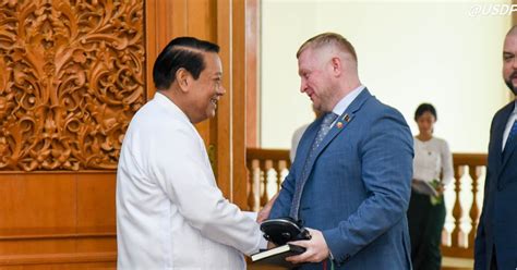 Myanmarnationalpost ပြည်ထောင်စုကြံ့ခိုင်ရေးနှင့် ဖွံ့ဖြိုးရေးပါတီ ဥက္ကဌ ဦးခင်ရီ ဘယ်လာရုစ်နိုင