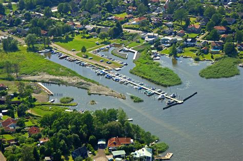 Enhagen Ekbacken Marina in Enhagen Ekbacken, Sweden - Marina Reviews ...