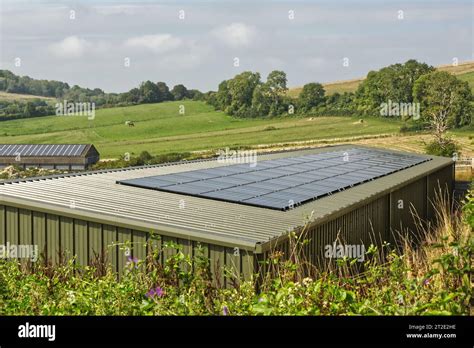 Solar Panel Array On Solar Farm Hi Res Stock Photography And Images Alamy