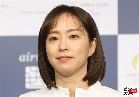 2ページ目 「北川景子さんにも似てるし綺麗」美人化で話題の石川佳純、男性アスリートとの超爽やか2ショットに「お似合いですね」｜ニュース