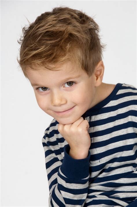Jungen Kinderfrisuren